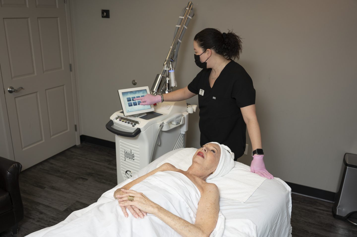 HALO® Laser Skin Resurfacing Near Minneapolis | Metropolitan Skin Clinic